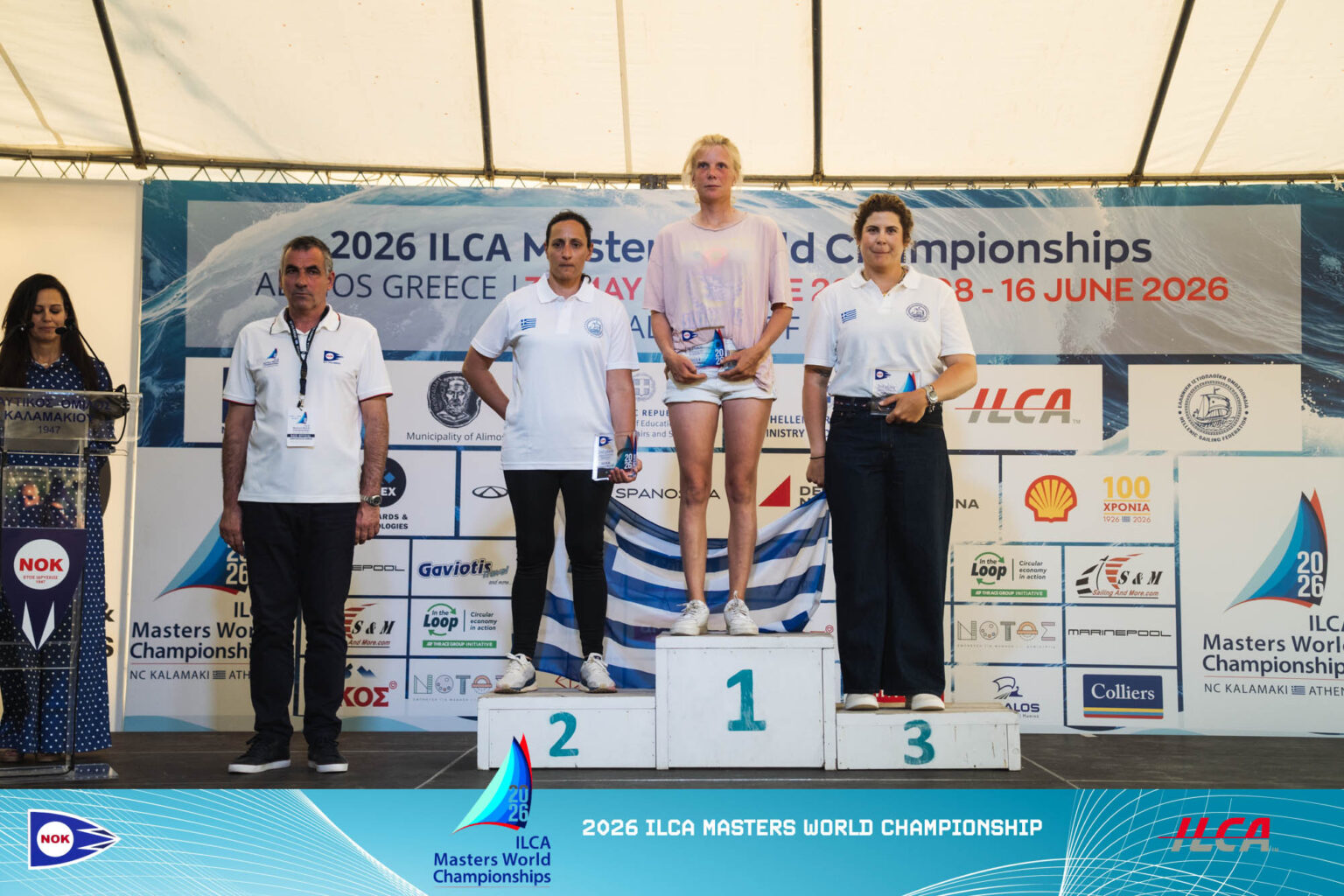 Svenja Rieger segelt zum Apprentice Titel bei der ILCA Masters WM ...